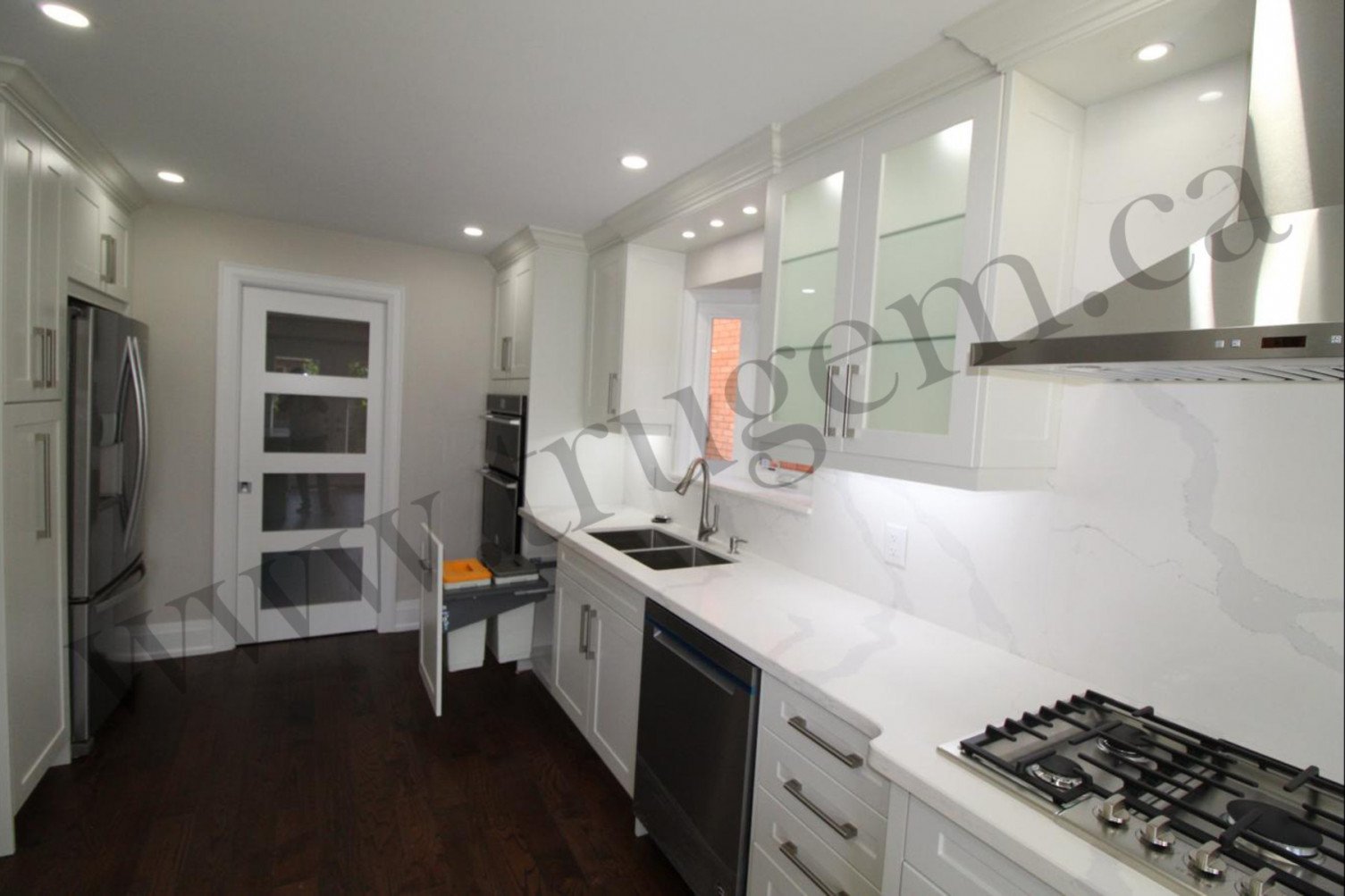 Contemporary Kitchen Designs & Cabinets - TruGem Home Improvements - Trugem